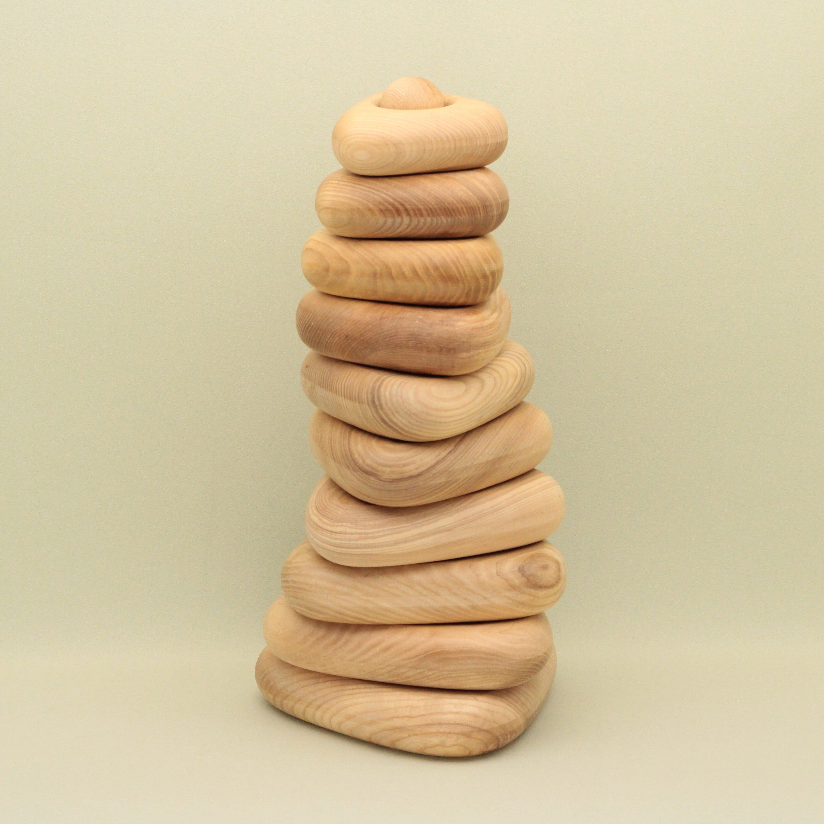 Giant Triangle Wooden Stacking Pyramid | Lotes Toys – Lotes Toys Family